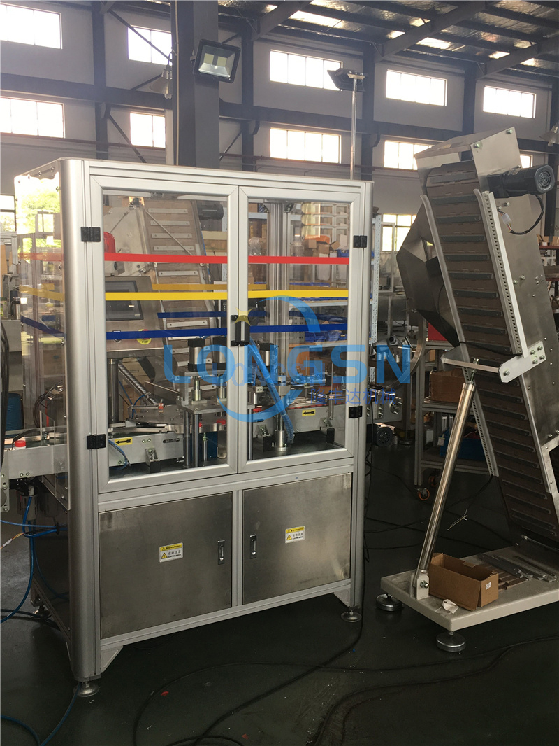 Fully Automatic Plastic Cooking Edible Oil Cap Assembly Machine from ...